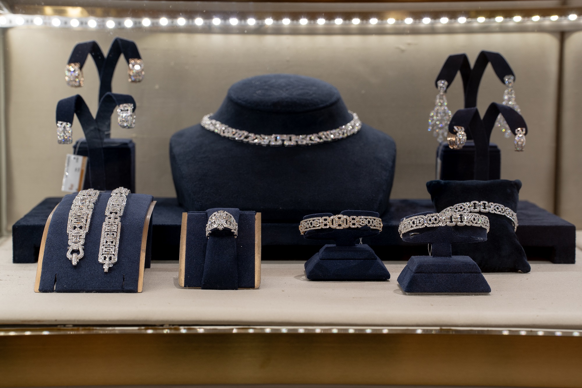 71st BANGKOK GEMS & JEWELRY FAIR - The 70th “Bangkok Gems & Jewelry ...