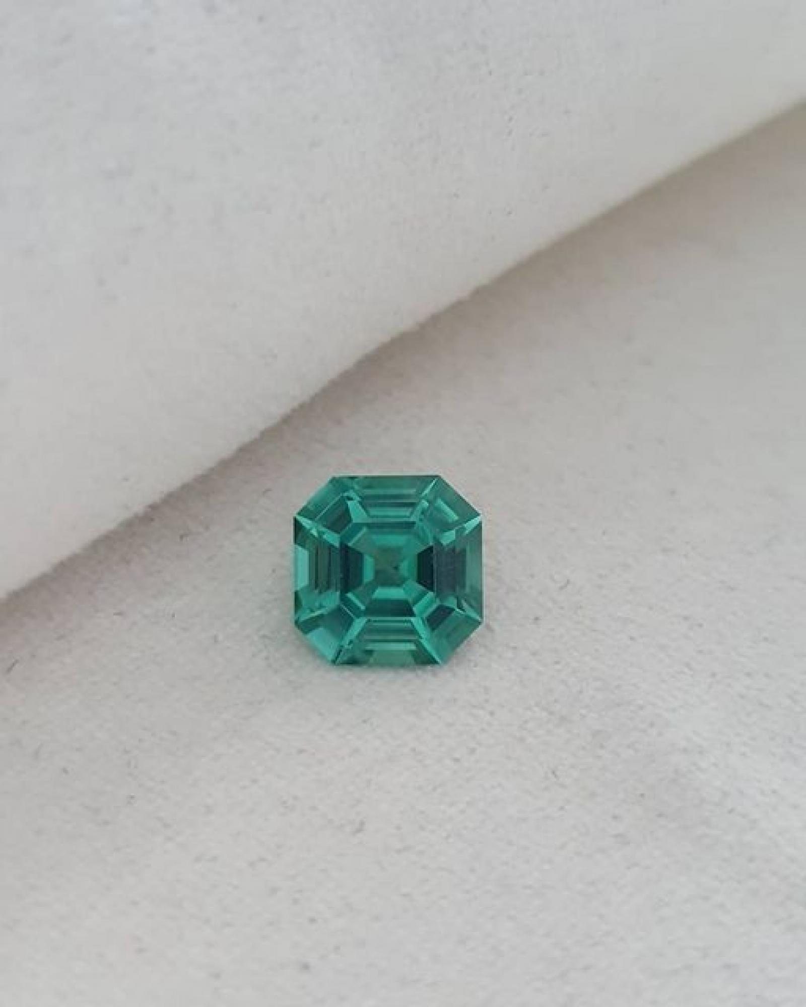 72nd BANGKOK GEMS & JEWELRY FAIR - PLUM COLORS CO., LTD.